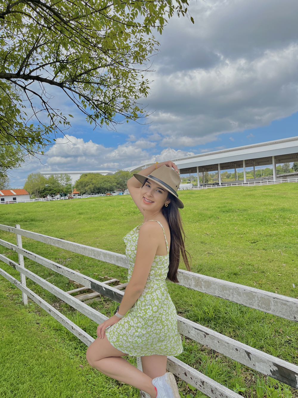 Shein Wywh Vestido De Tirantes Con Estampado Floral Con Fruncido Con